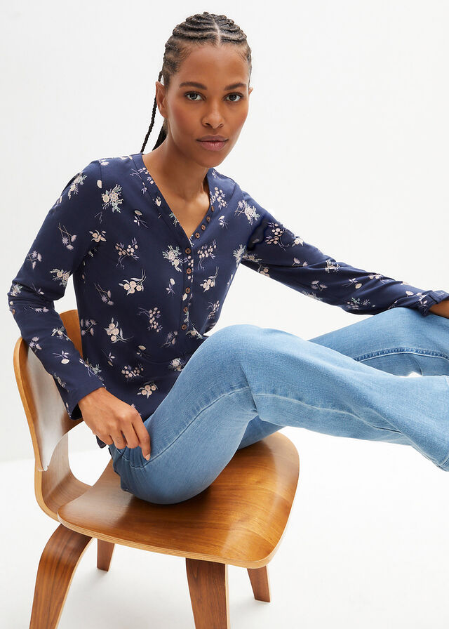 Bluză imprimată cu mâneci lungi • preţ 69,90 lei • magazin bonprix