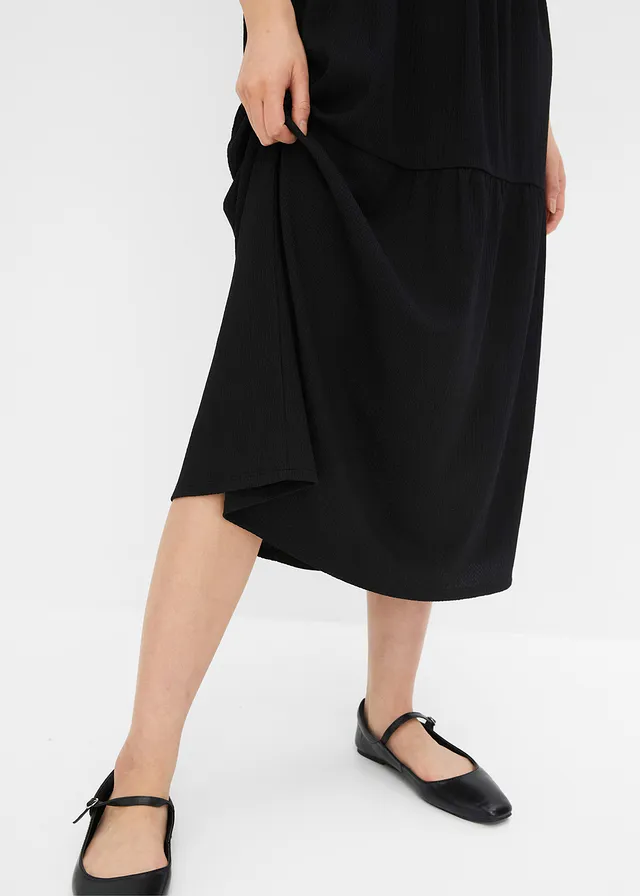 Džersejové šaty s volánmi a dekoratívnymi gombičkami • cena 23,99 ...